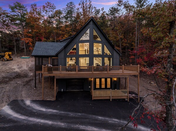 Modern Apres Ski Chalet With Stunning Massanutten Mtn View - Harrisonburg, VA