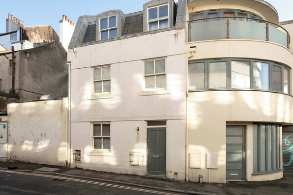 I360 Pad - By Brighton Holiday Lets - Brighton