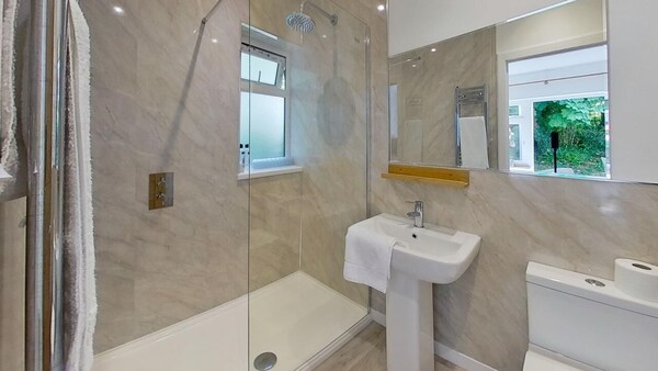 Rural House, Private Heated Pool And Plenty Of Space - Totnes