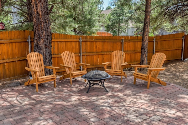 Pine Mountain Trail | Pool Table | Dog & Family Fun In Flagstaff - Flagstaff, AZ