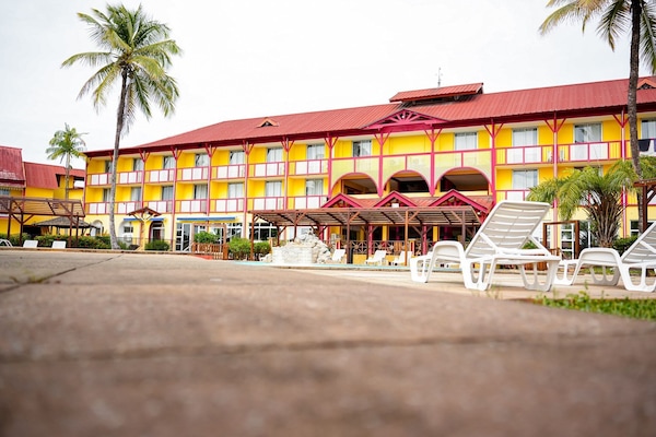 Type - B Triple Room L'hôtel Du Fleuve Sinnamary - French Guiana