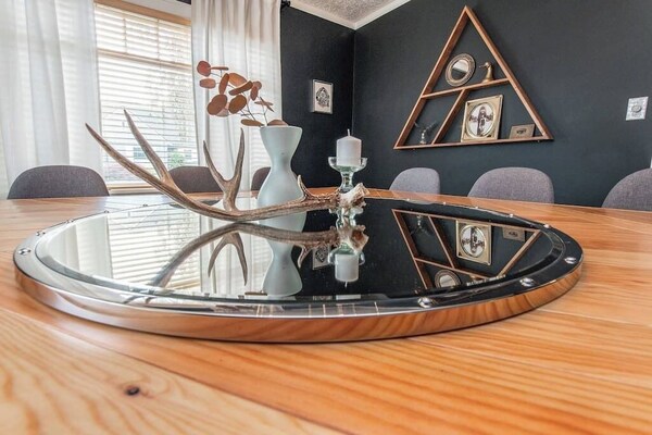 Classic Craftsman - King Beds - Steps To Hawthorne - Piedmont - Portland