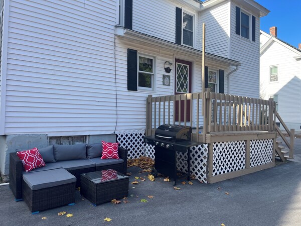 Charming 3-bedroom Apartment In Historic Grafton With Wifi - Worcester, MA