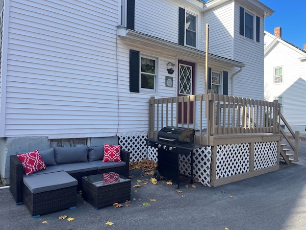 Charming 3-bedroom Apartment In Historic Grafton With Wifi - Sutton, MA