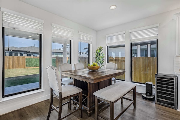 Stunning Dog-friendly Home In Austin - Buda, TX