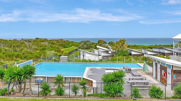 Villa 27 At Caves Beach Villas - Caves Beach