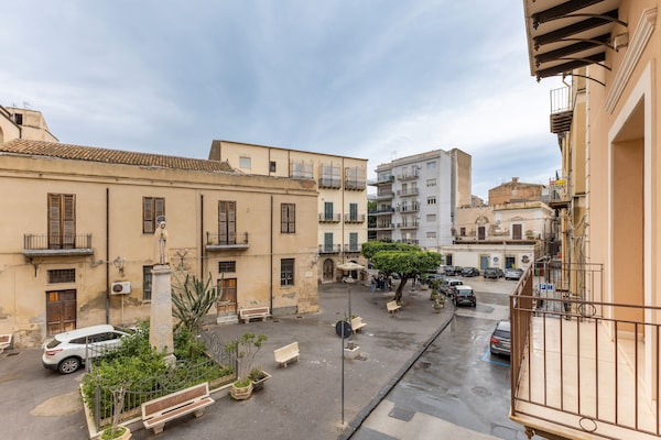 Habitación 'Al Duomo - Camera Doppia' Con Terraza Compartida, Wi-fi Y Aire Acondicionado. - Licata