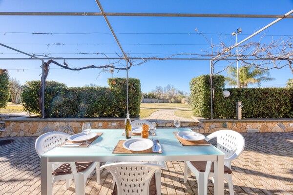 Appartement 'Residence Margherita - Biancospino' Avec Vue Sur La Mer, Wi-fi Et Climatisation - Ugento