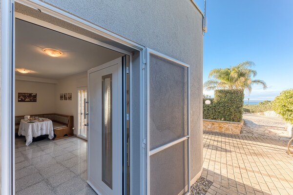 Appartement 'Residence Margherita - Ibisco' Avec Vue Sur La Mer, Wi-fi Et Climatisation - Ugento