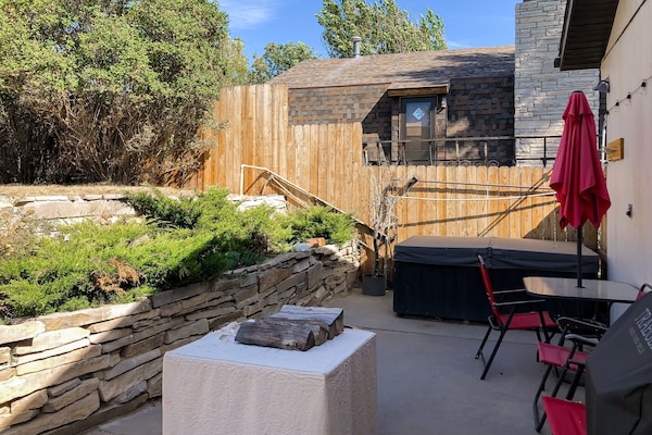Spacious House With Free Wifi, Smart Tvs + Private Hot Tub - Hot Springs State Park, Thermopolis