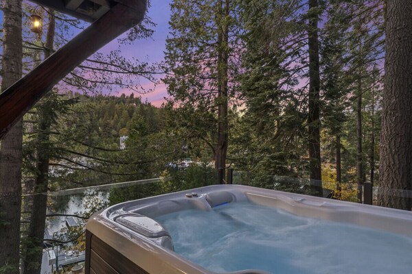 Private Dock! Swim And Fish!  Hot Tub! Rocky Point, Surreal Location! - Running Springs, CA
