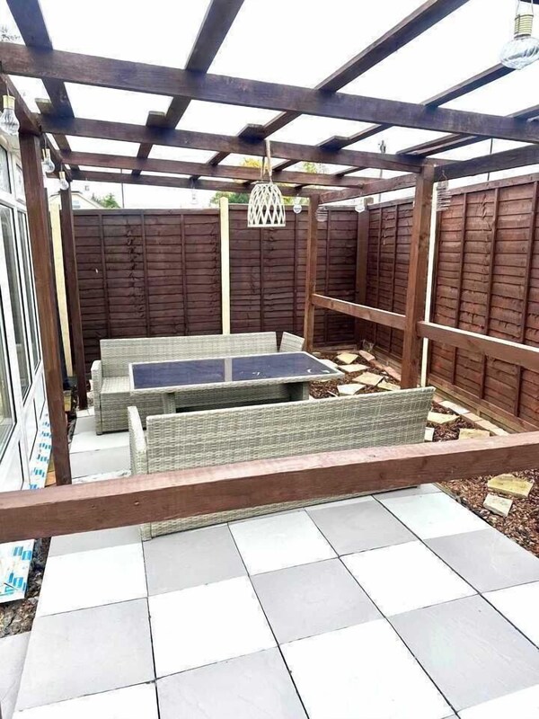 3 Bedroom Homely Retreat Near Windsor - Maidenhead