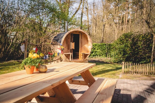 Bungalow With Garden, Pellet Stove And Private Sauna - Maasmechelen
