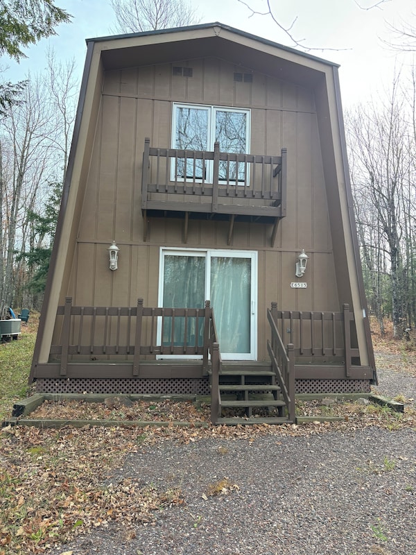 Charming Chalet In Powderhorn Village - Michigan