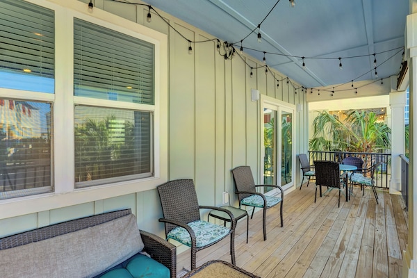 Gulf Shores | Outdoor Pool | Beach Access - Gulf Shores, AL
