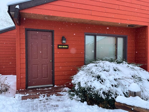 Get Away From It All With Modern Conveniences! Pet Friendly With Hot Tub! - Pearl Lake State Park, Clark