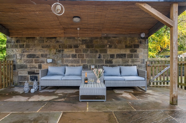 Relax At Little Hawkcliffe - Haworth