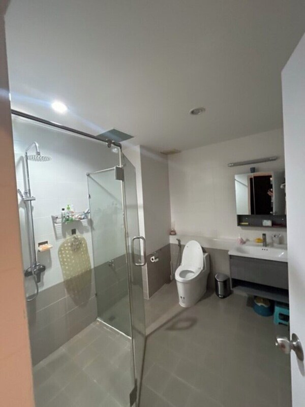 3-bedroom Building In Cool Banglamung With Wifi, Ac, Fitness Room - Pattaya
