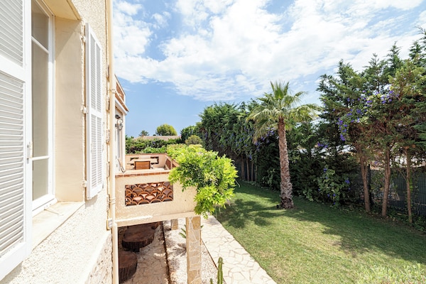 Villa Marli Cap D'antibes 300 Meter From Plage De La Garoupe - Juan-les-Pins