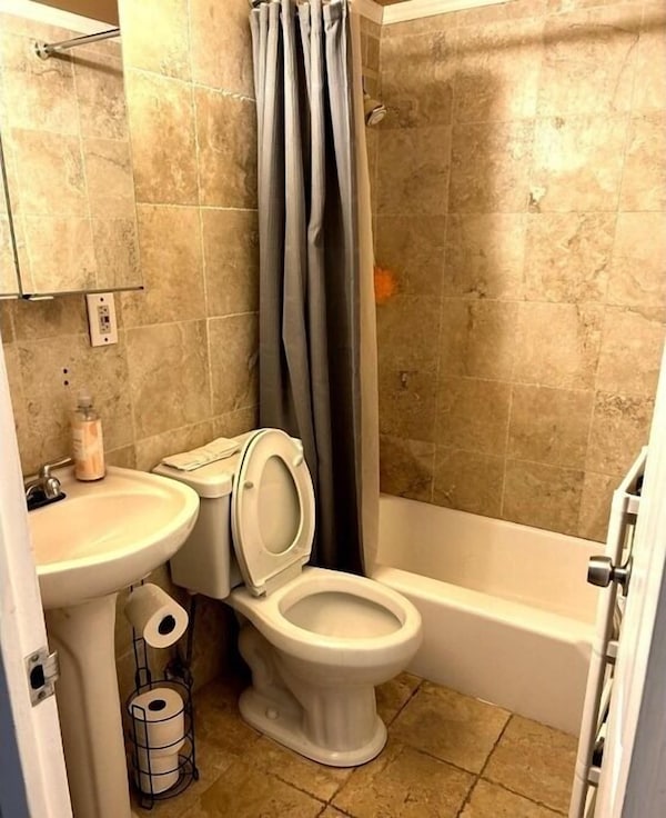 Cozy & Affordable Atlanta Retreat! - Atlanta, GA