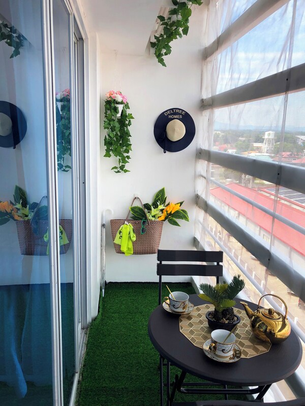 Next To Sm Mall, Modern 1br With Balcony & Pool - Opol