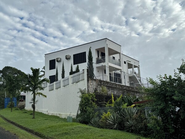3 Bedroom Apartment In Suva - Suva