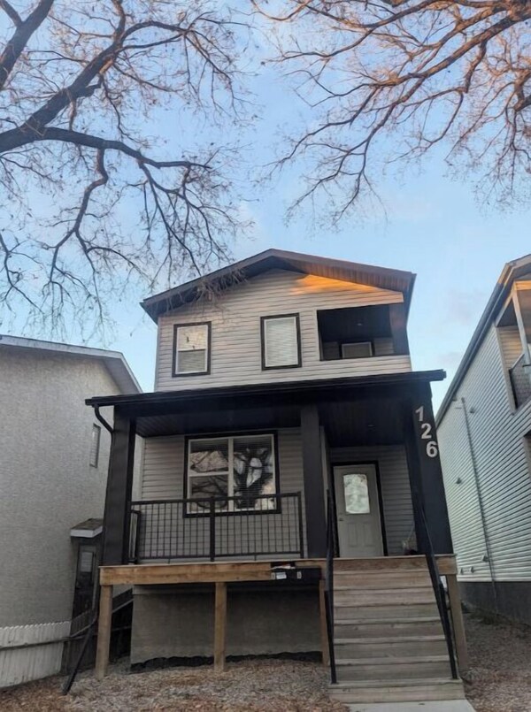 Cozy Minimalist Apartment\n\n - Saskatchewan