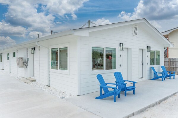Waterfront Getaway W/ Pool Access  Bluefish #4 - Fort Walton Beach, FL