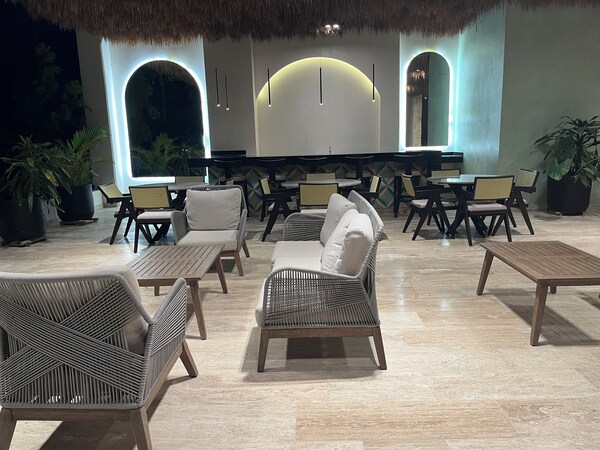 New Luxury Gated 2 Bedrooms Condo With Rooftop Pool In Aldea Zama On Ave Coba - Playa Paraíso
