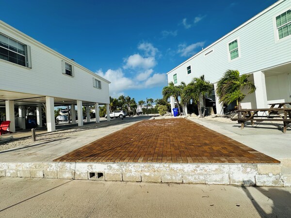 219 Oceanfront Rv Lot 59' Seawall - Florida Keys, FL