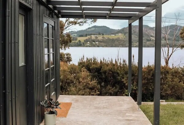 Rising Hut ~ Cygnet, Tasmania - Cygnet