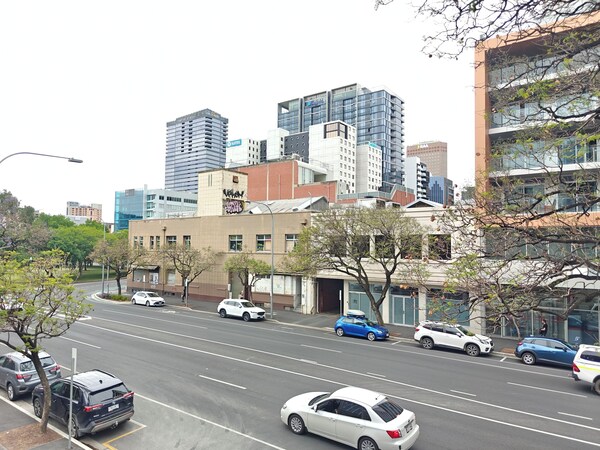 Luxury 2br Apartment In The Heart Of Cbd - Adelaide