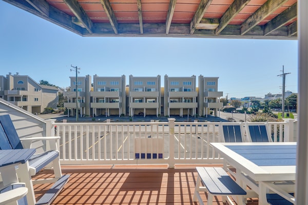 Steps To Ocean: Colorful Abode In Fenwick Island - Delaware