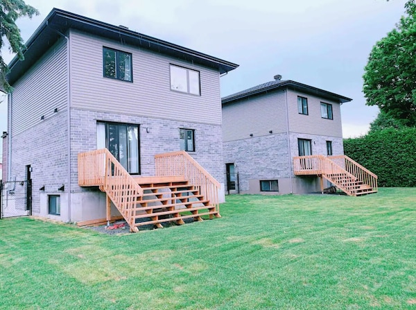 Lovely Cozy Getaway With Free Parking Included - Longueuil
