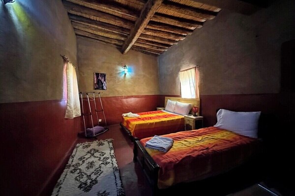 Charming Bed & Breakfast In Tranquil Zagora With Wifi, Ac - Zagora