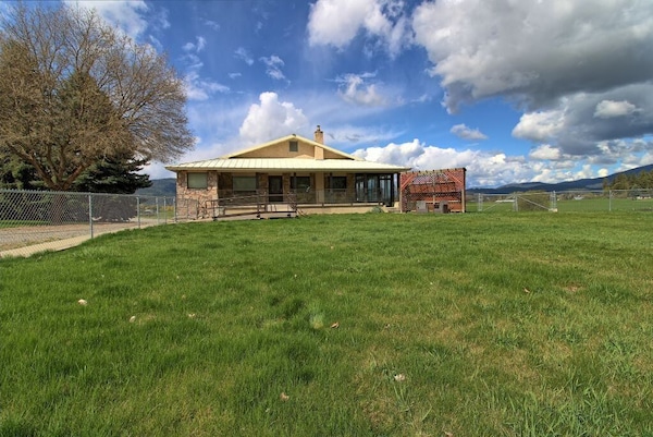 Spacious 4-bedroom House That Sleeps 15- 14 Min To 49 North Mountain Resort - Washington