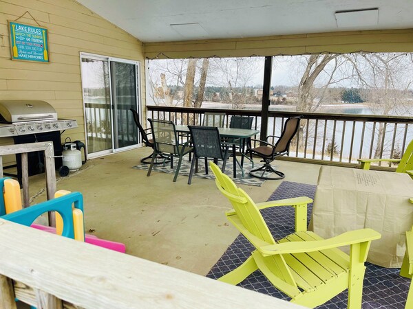 Cozy 2 Bedroom Home On Lake Vermillion With Lake Views And Ice Fishing Access - サウス・ダコタ