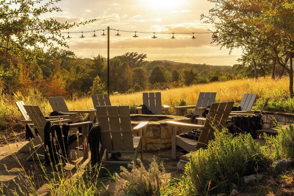 Spacious Luxury Hill Country Home | River Access - Canyon Lake, TX