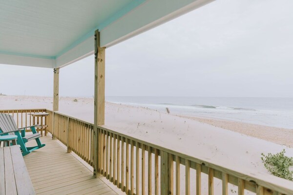 Coastal Dune 3: Oceanfront Cottage On The Sand In Nags Head! - Nags Head, NC
