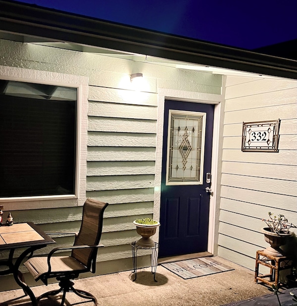 A Stone's Throw: Minutes From The Blue Pacific And Majestic Redwood Forests - Crescent City, CA