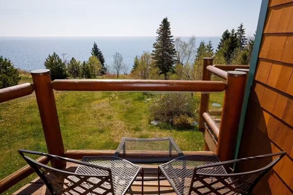 Lovely Lake Superior Waterfront Townhome, Tofte, North Shore Of Mn. - Temperance River State Park, Schroeder