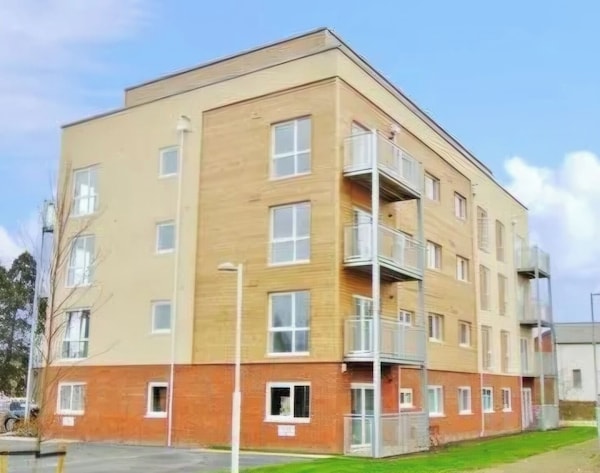 Charming Dartford Apartment With 2 Bedrooms - Dartford