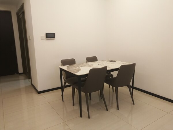 Large, Cozy And Comfortable Two-bedroom Apartment - 