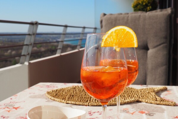Luxurious 2-room Vacation Apartment With Balcony And Sea View On Timmendorfer Strand - Scharbeutz