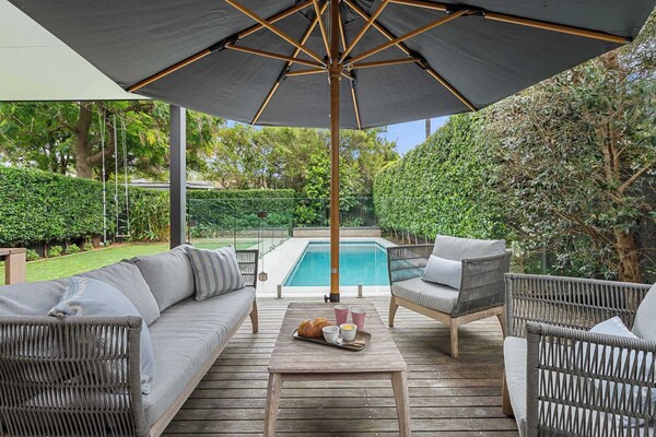 Five Dock Family Home With Pool & Parking! - 스트라스필드