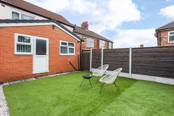 Family Haven 5 Minutes To City Centre Free Parking - Manchester