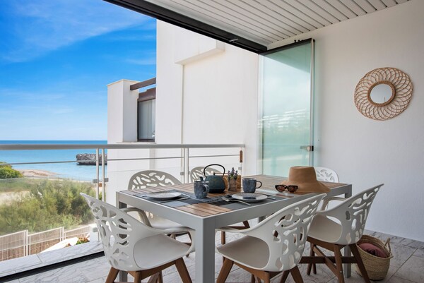 Sea View Apartment In Casares Del Mar By Costarentals - Ref M50 - Casares
