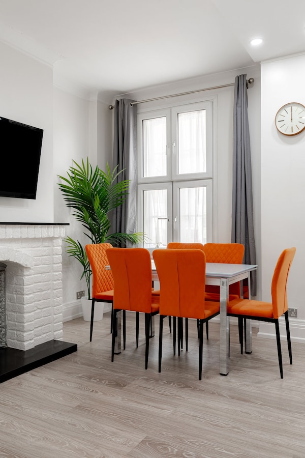 Amazing Two Bedroom Apartment Near Hyde Park - メアリルボーン