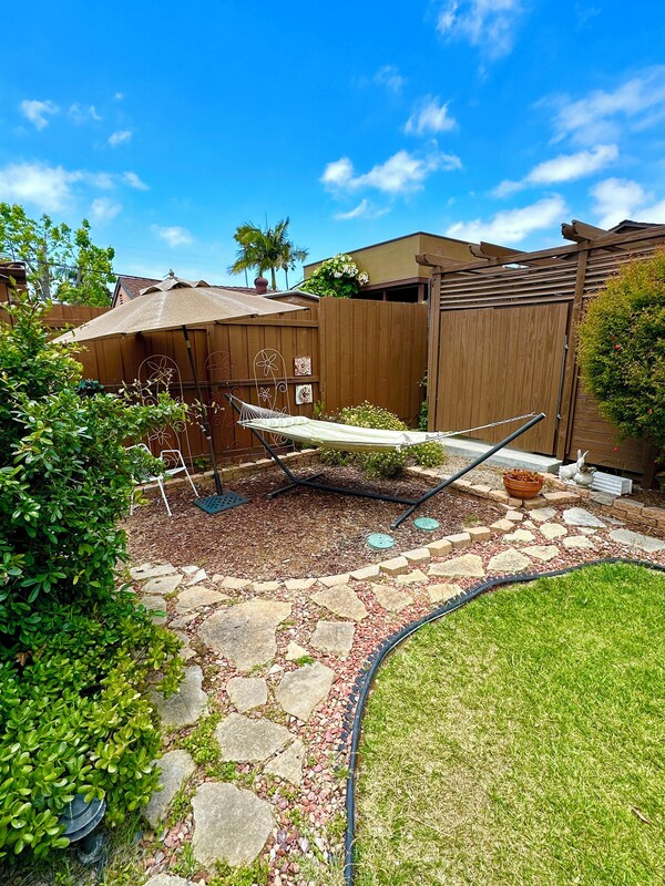 Private Garden Studio In The Heart Of Pacific Beach - Sorrento Valley - San Diego