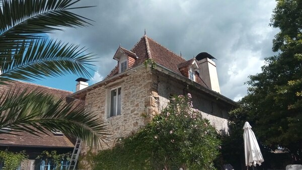 Grande Maison Avec Piscine Et Salle De Fêtes Et Jacuzzi - Navarrenx